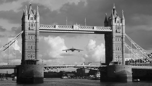 The Tower Bridge Incident – Sierra Hotel Aeronautics